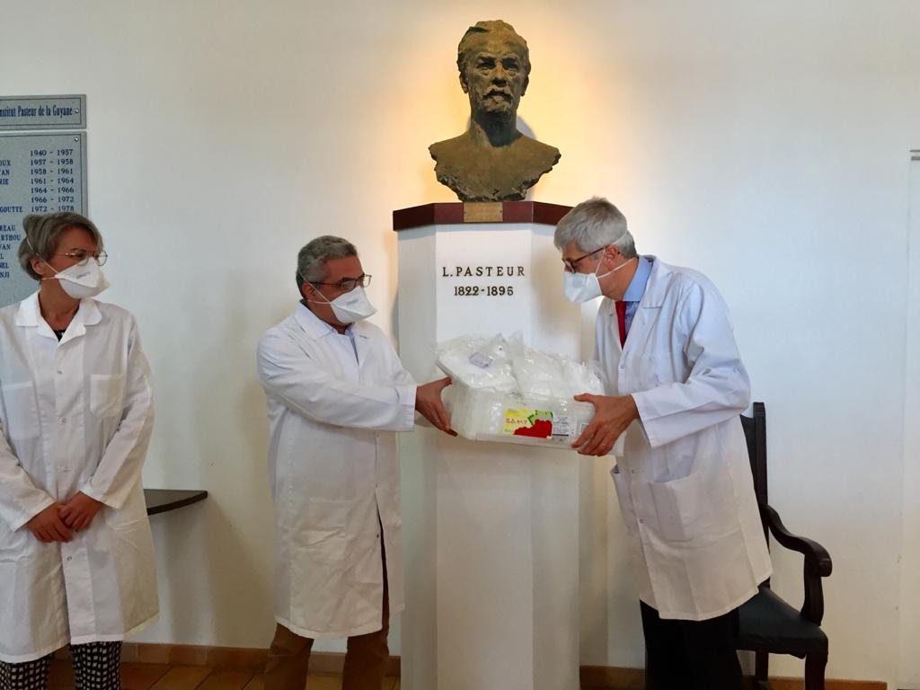 Le Préfet de Guyane fait un don de masques à l’IP Guyane | Institut ...